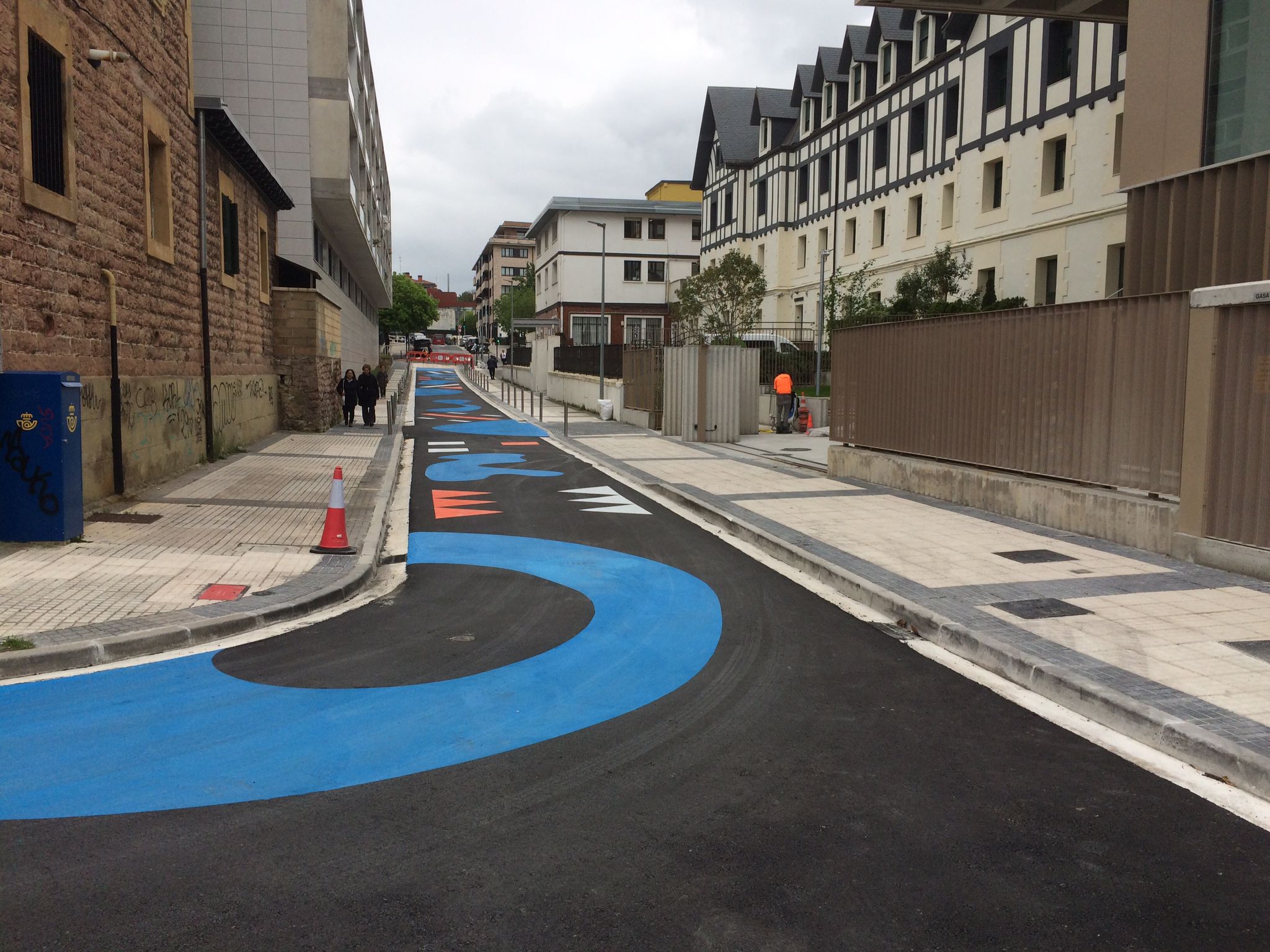 La calle Atarizar pasa a ser vial de coexistencia | El Diario Vasco