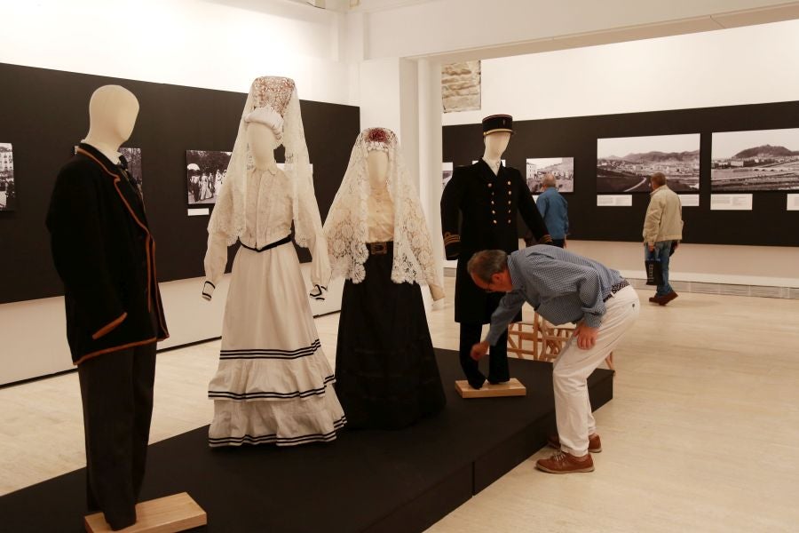 Fotos: Los maniquíes se suman a la exposición de la Donostia del siglo ...